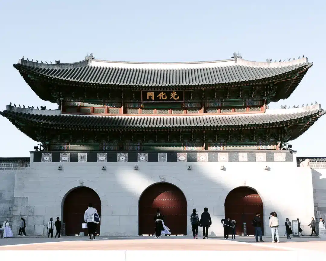 Seoul Travel Guide: Everything To Know For Your First Visit